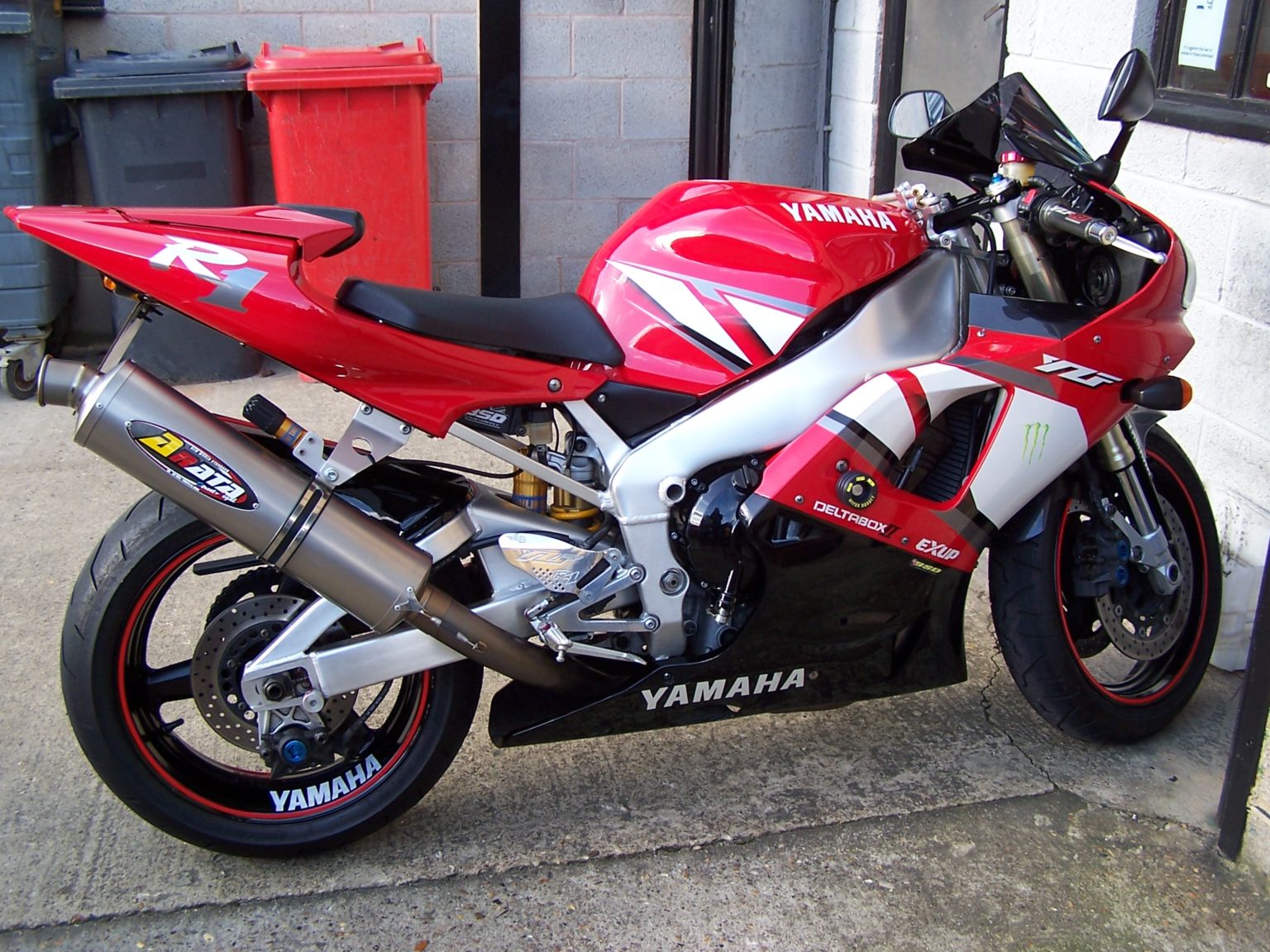 Yamaha R1 2002 - BSD Performance